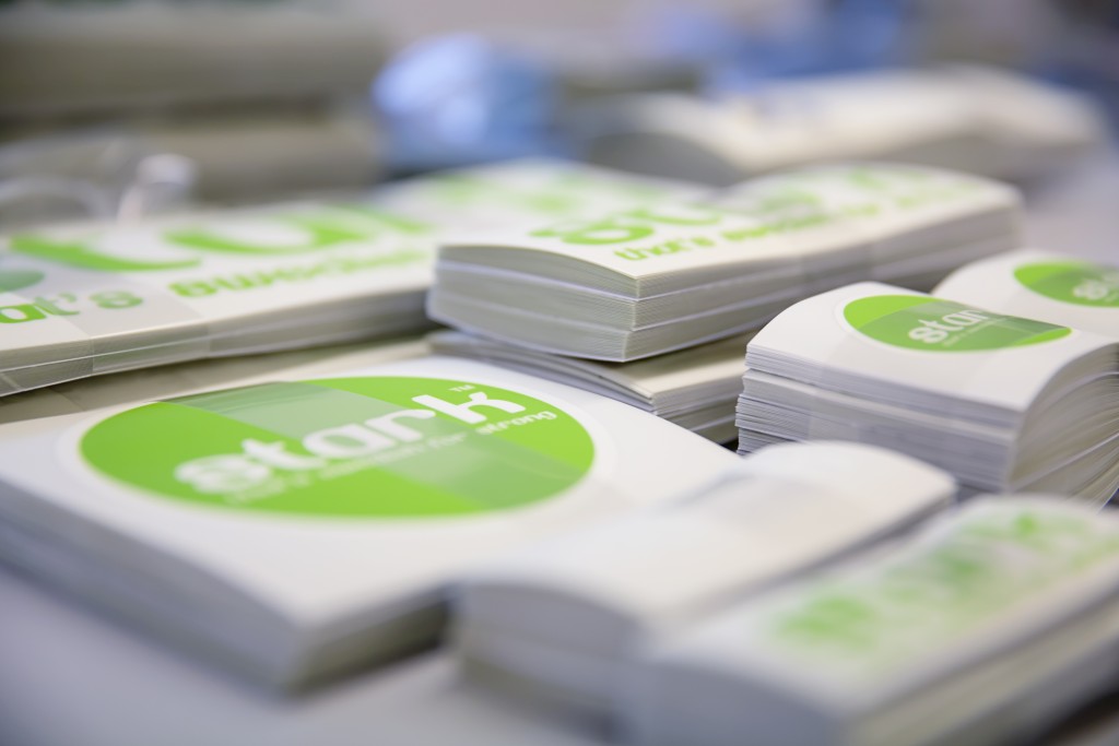 Reasons why you should buy from us! - Hot Screen